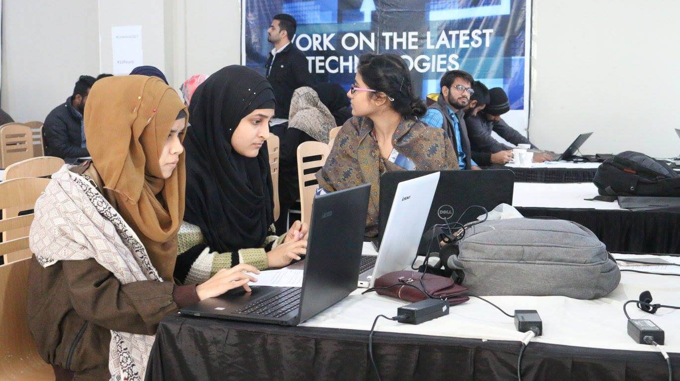 10Pearls University Organizes CodeFest Competition